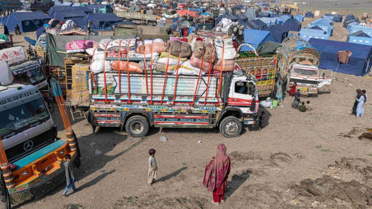 Pashtun Tribal Council Urges Pakistan to Reopen Chaman Border Crossing ...